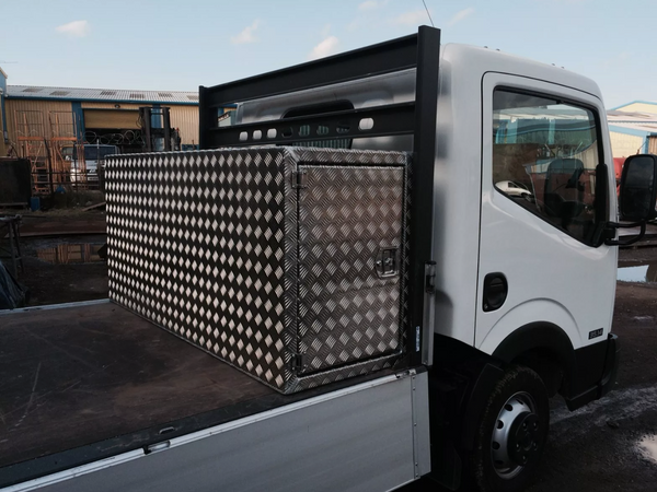 Flat Bed Van Storage Chest – Metallics UK